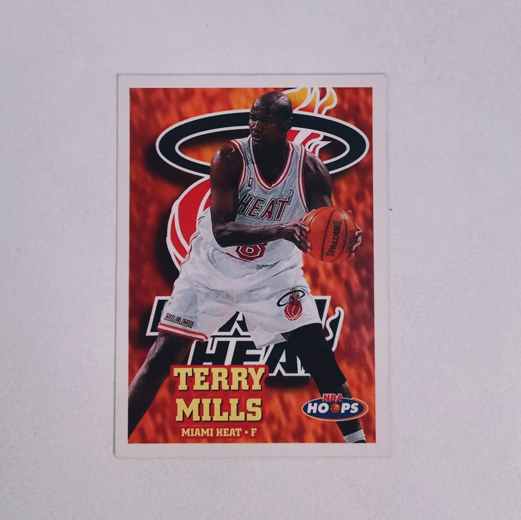 TERRY MILLS Skybox Hoops 1998 | MIDGARD COMICS